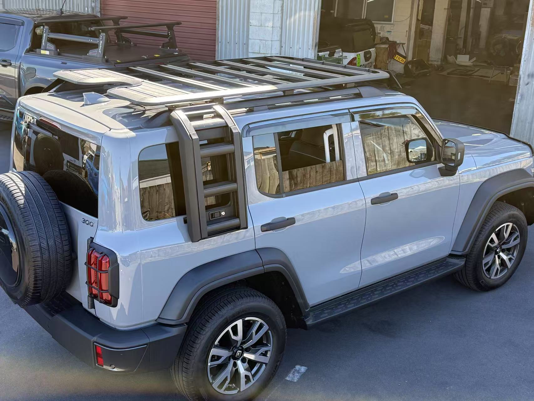 GWM Approved Aluminum Roof Platform for Tank300 - AM UTE